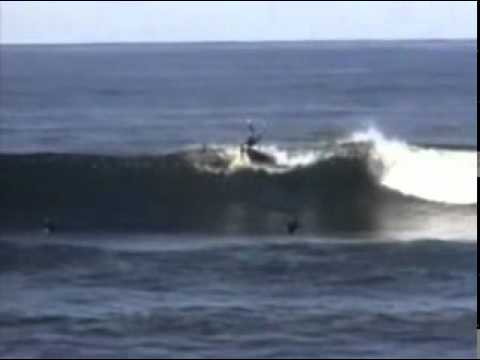 Sem Corte e Sem Censura - Tubarões atacam surfista.