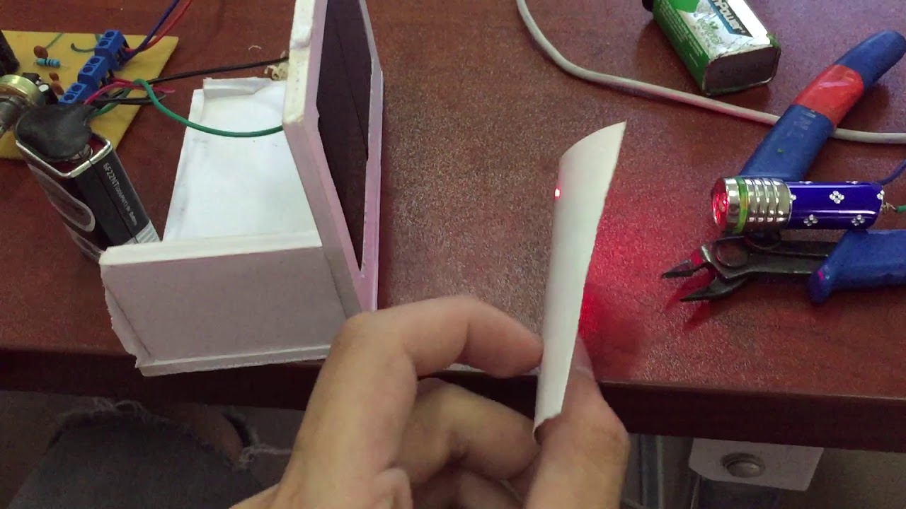 Demo Video: "Audio Transmit via Laser beam" - YouTube