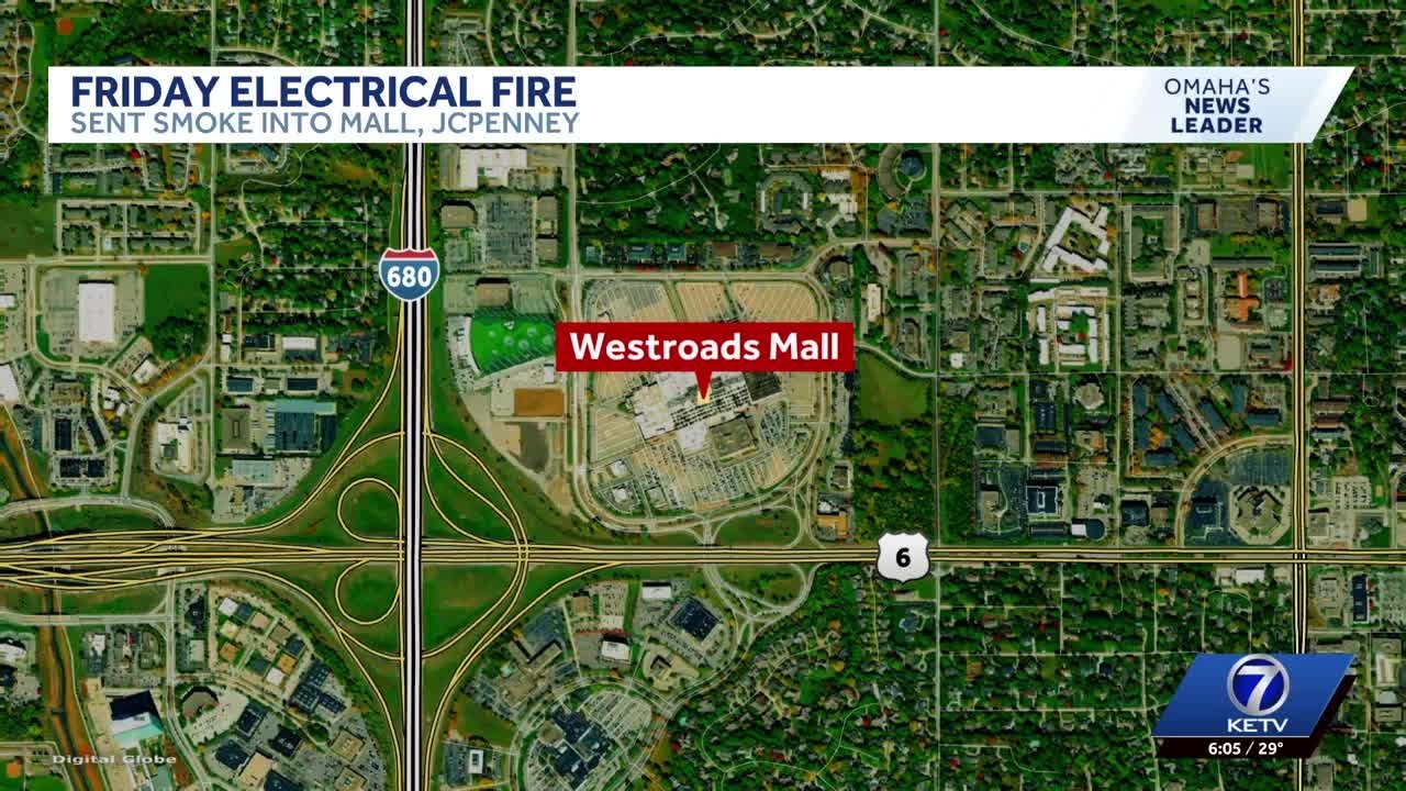 Fire sends smoke into Omaha mall, causing evacuation - YouTube