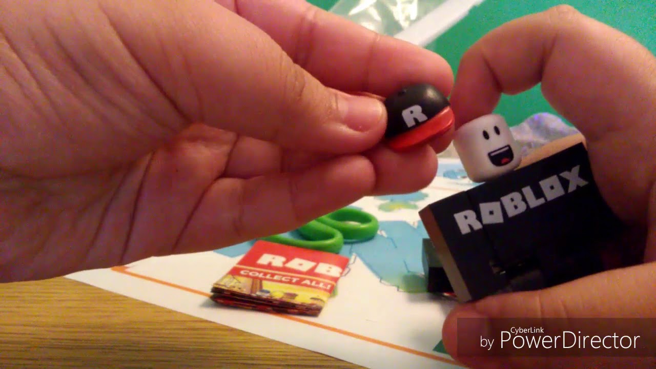 ROBLOX action figure Review|Guest (Boy) - ROBLOX Mystery Box series 2 ...