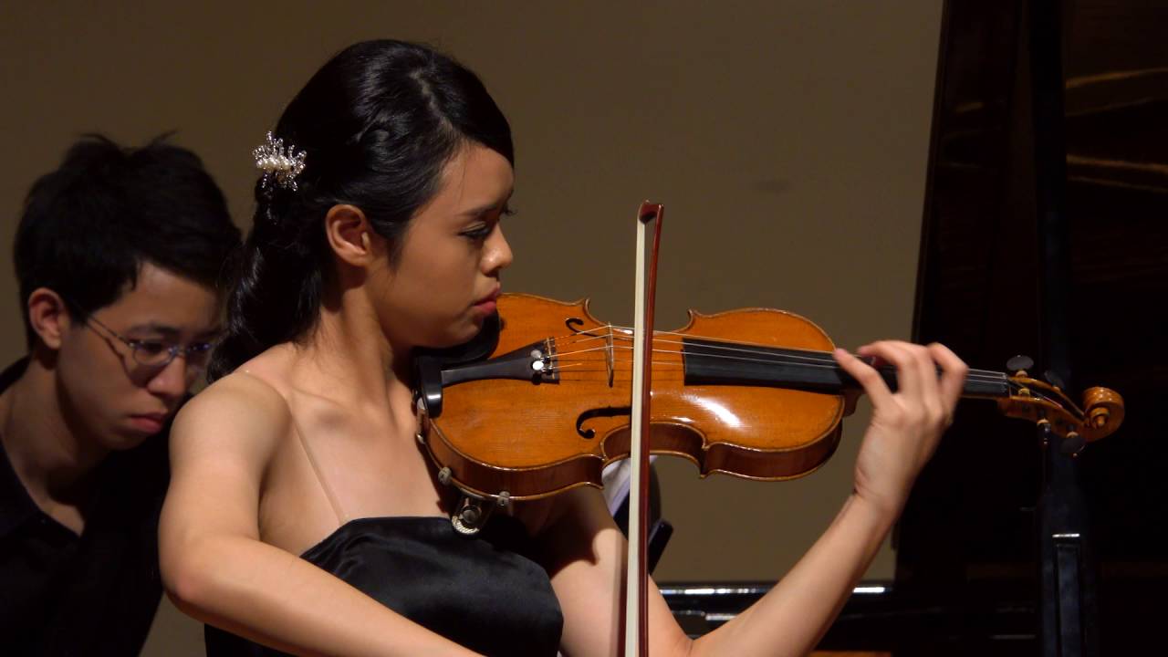 Yu-Wen Lu plays E. Chausson Poème Op. 25 - YouTube