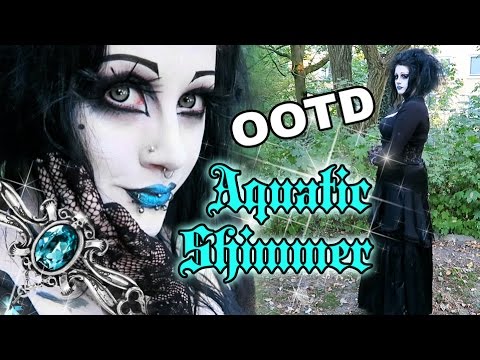 Aquatic Shimmer OOTD | Black Friday