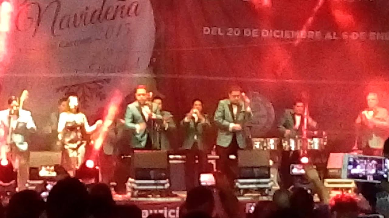 SONORA SANTANERA-LA BOA (en vivo playa del Carmen) - YouTube