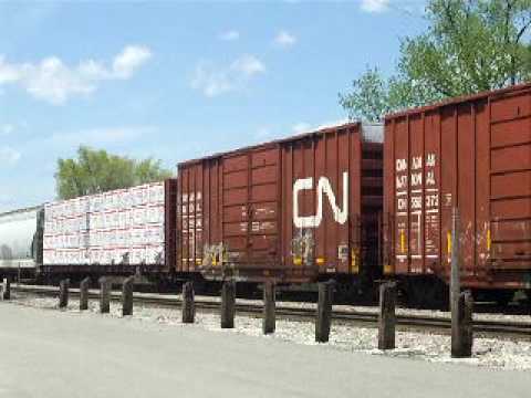 CN 2586 & 2575 - YouTube