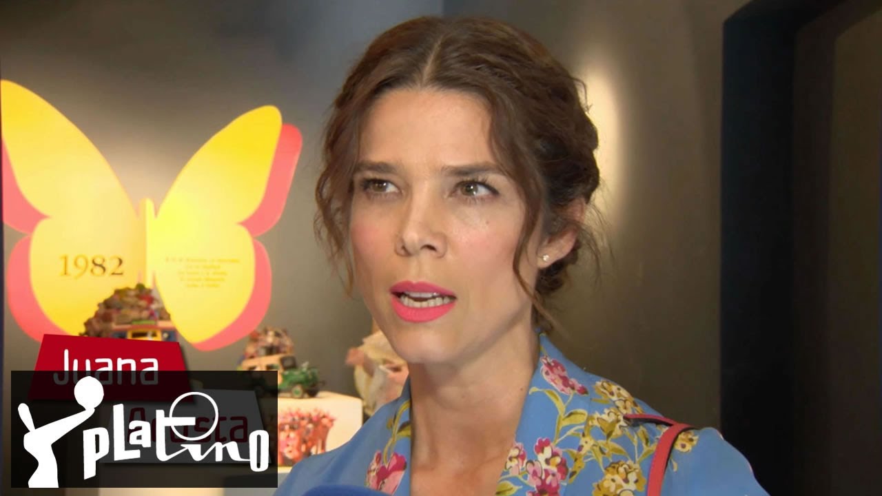 Premios PLATINO 2017 – Juana Acosta presenta Anna - YouTube