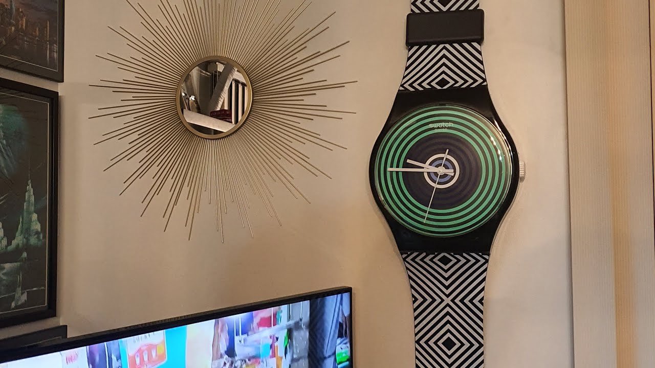 (Watch out) Swatch Maxi unboxing - YouTube