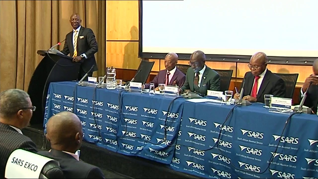 Finance Minister Malusi Gigaba and SARS Commissioner Tom Moyane ...
