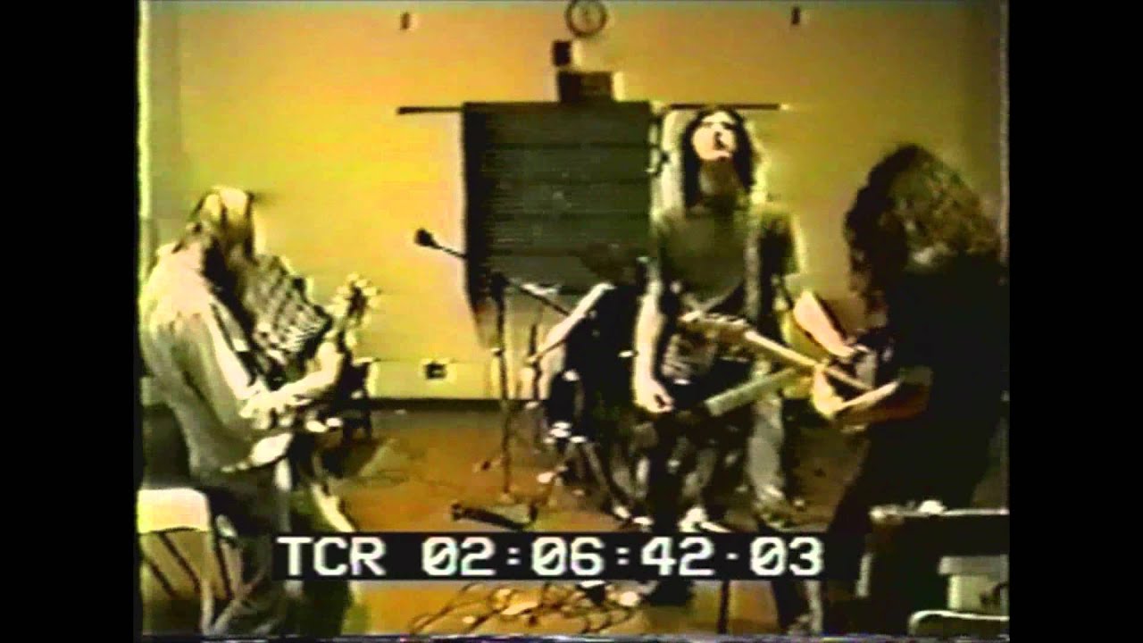 Nirvana - Spring '89 Studio Rehearsal - Evergreen State College - YouTube