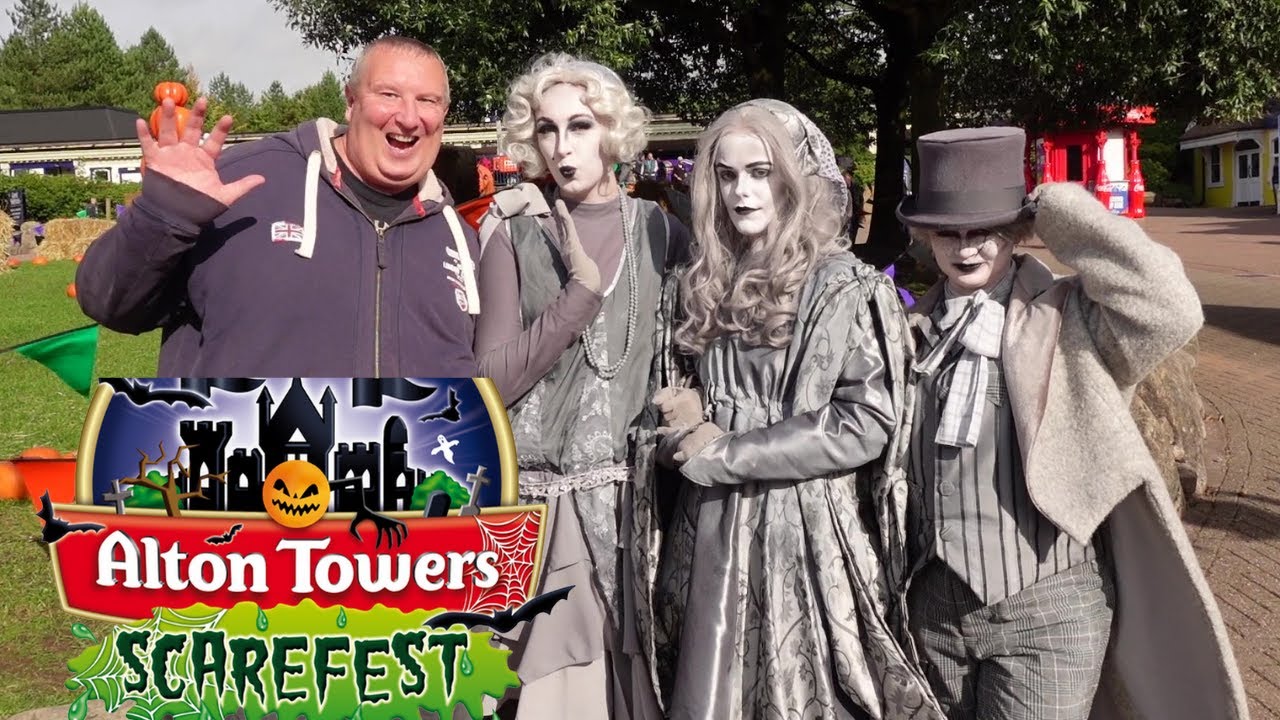 Alton Towers SCAREFEST - Halloween Scare Mazes and Entertainment. - YouTube