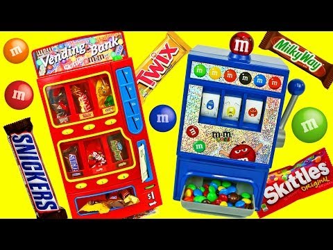 CANDY VENDING MACHINE! Real Working Chocolate Snickers + M&Ms Toy Slot ...