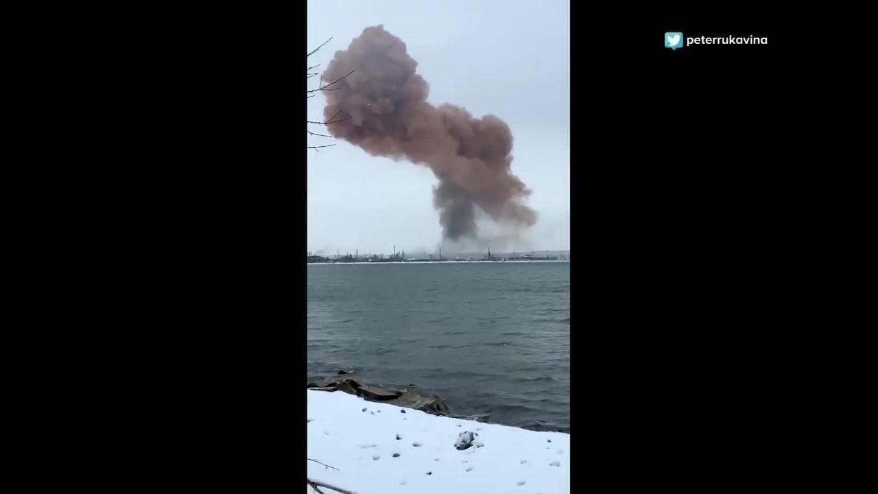 Explosion at ArcelorMittal Dofasco complex in Hamilton - YouTube