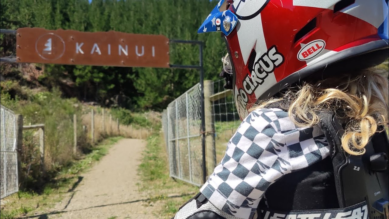 Kanui Bike Park - Featuring Euan the Grom! - YouTube