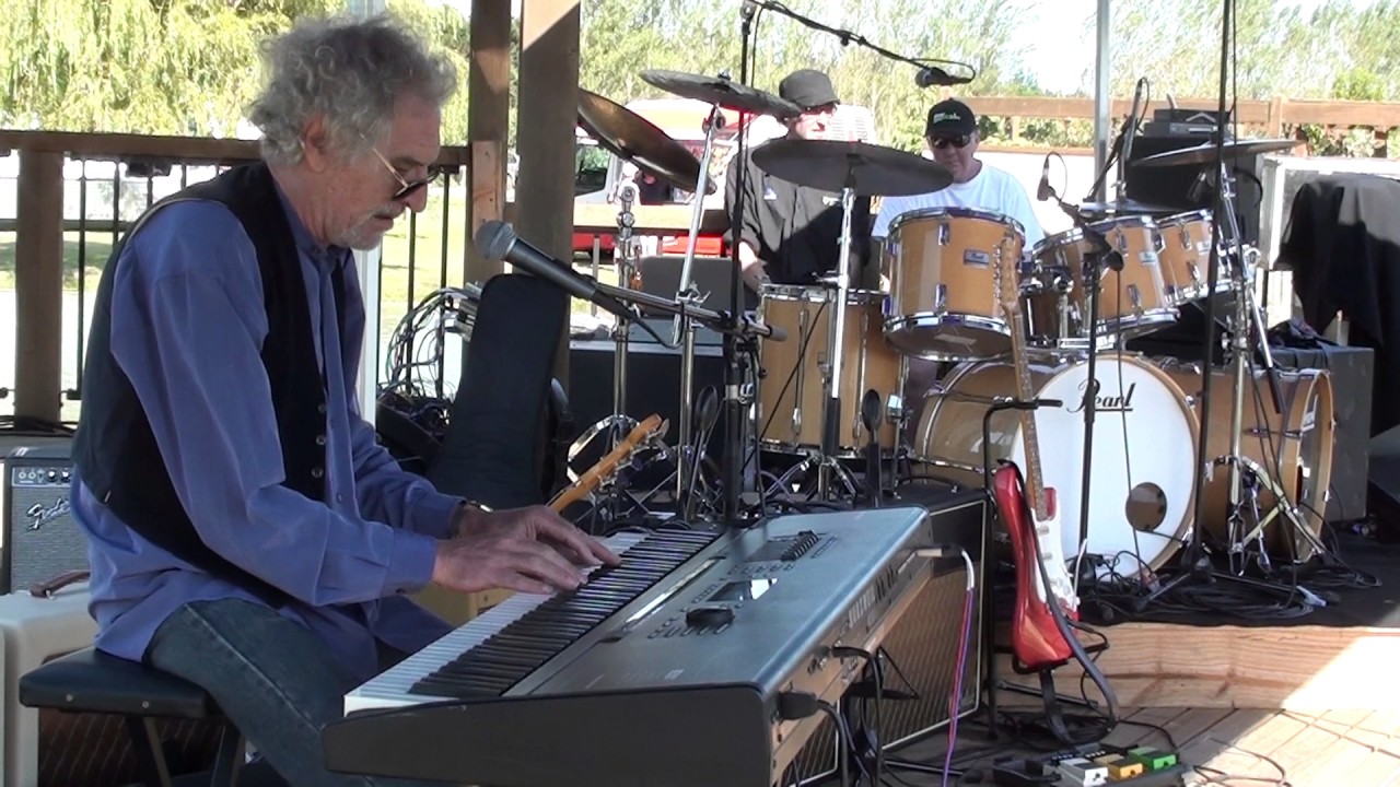 Flaxwood Festival 2013 - Roy Phillips - Birth - YouTube