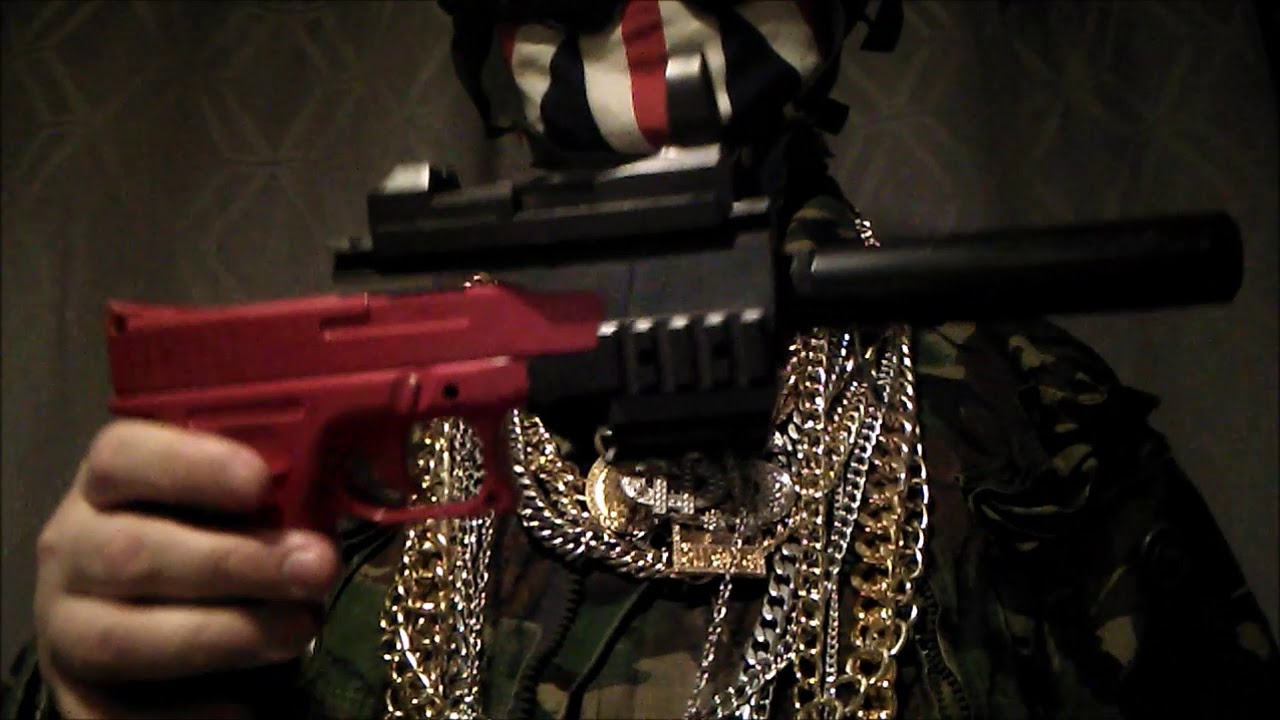 Airsoft review of the red CYMA, Glock 26, spring-powered pistol (P698A ...