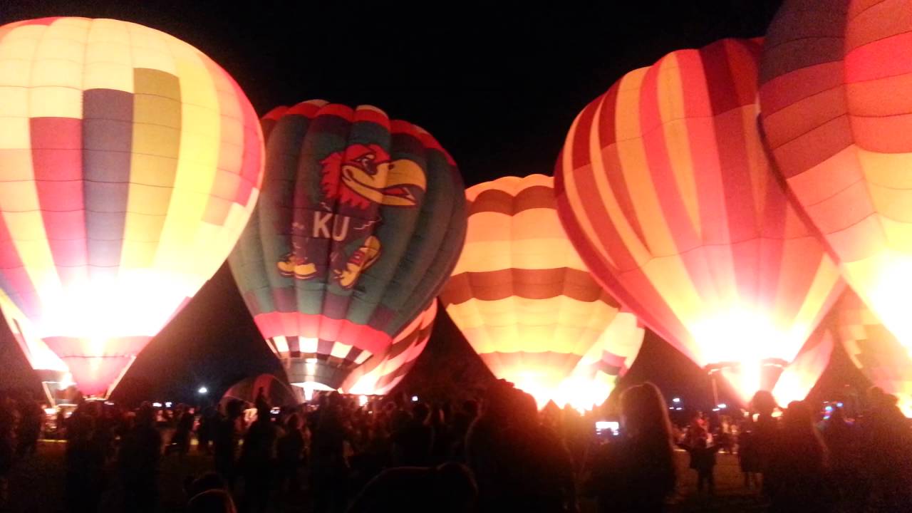 2016 Huff n Puff balloon glow - 2 - YouTube