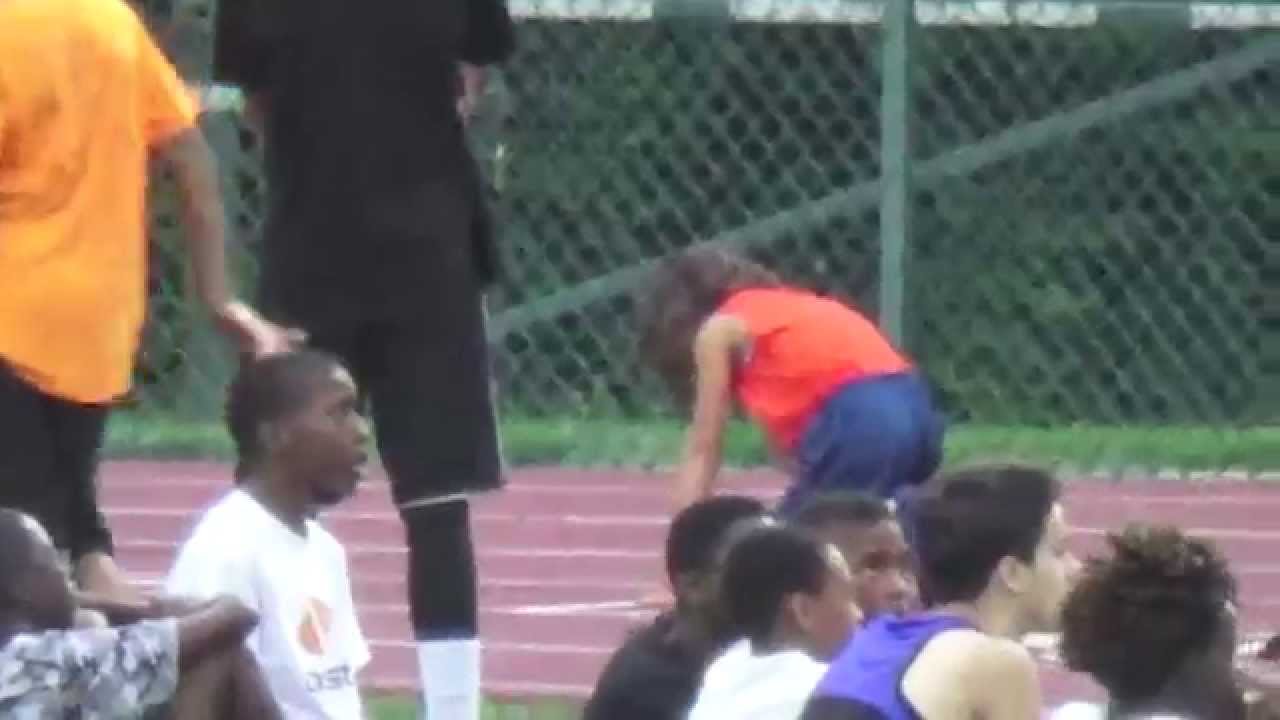 Alexis Mayle Adrianna Demby 200m Baynard Stadium 06 17 15 - YouTube