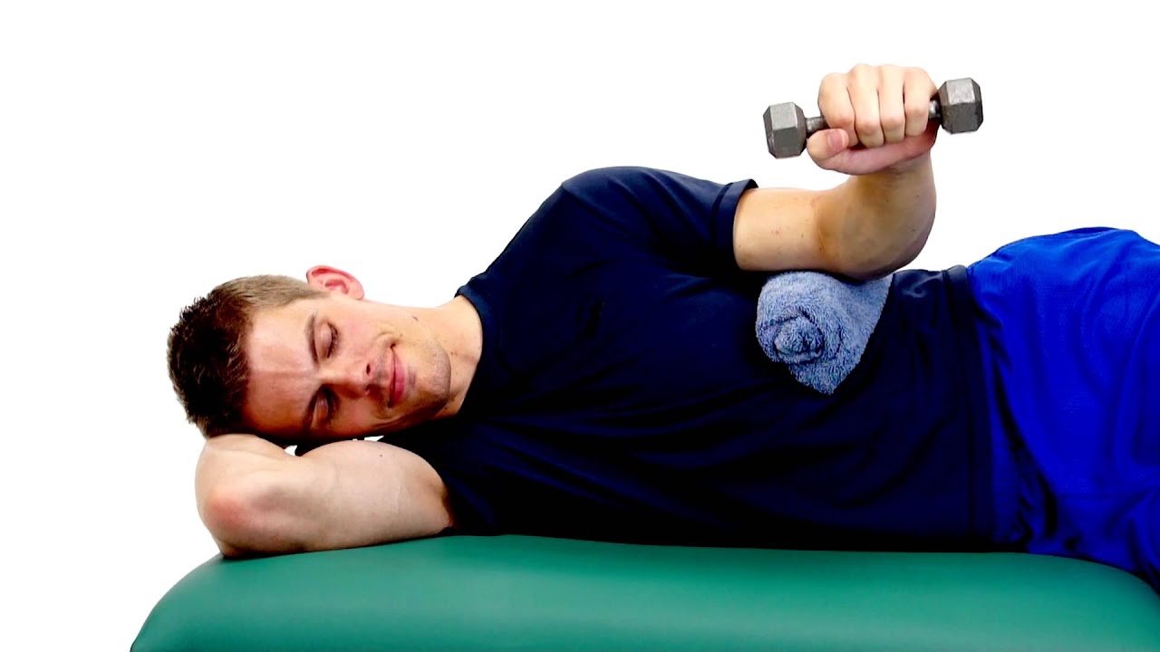 FREE WEIGHT - EXTERNAL ROTATION -hep2go - YouTube