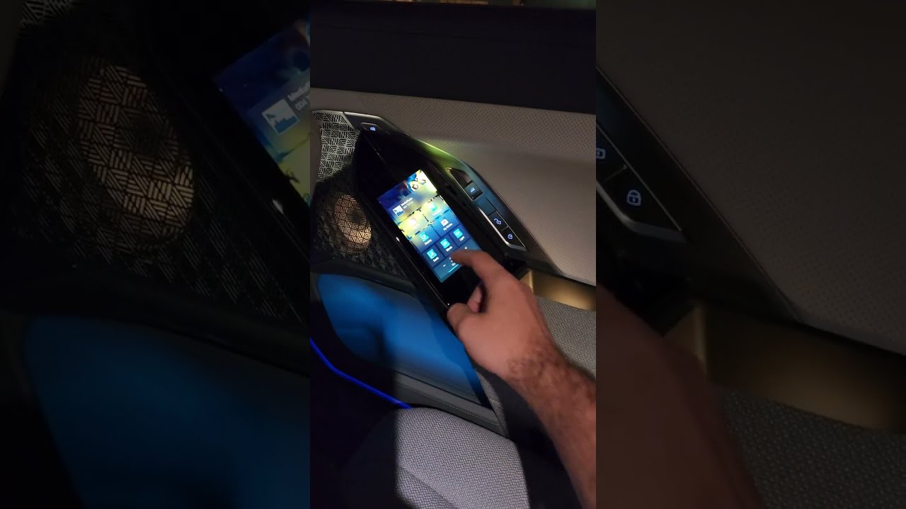 2023 BMW 7 Series Tablet - YouTube