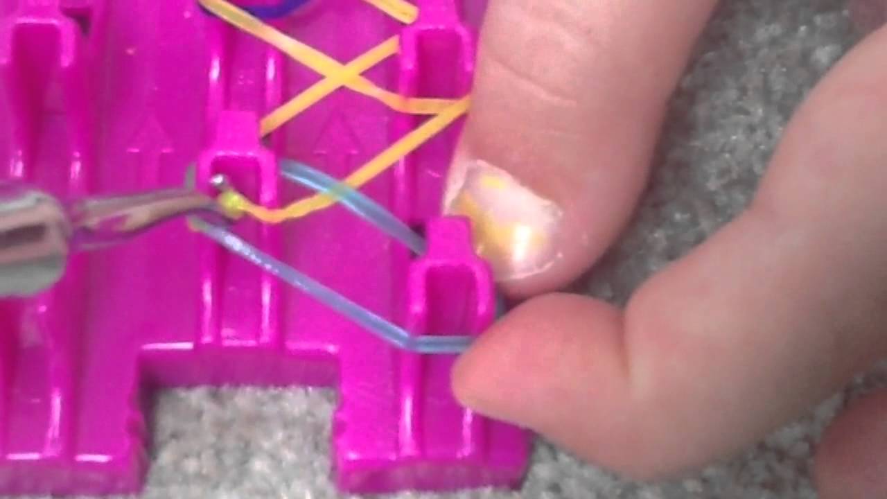 Basic Loom Band - YouTube