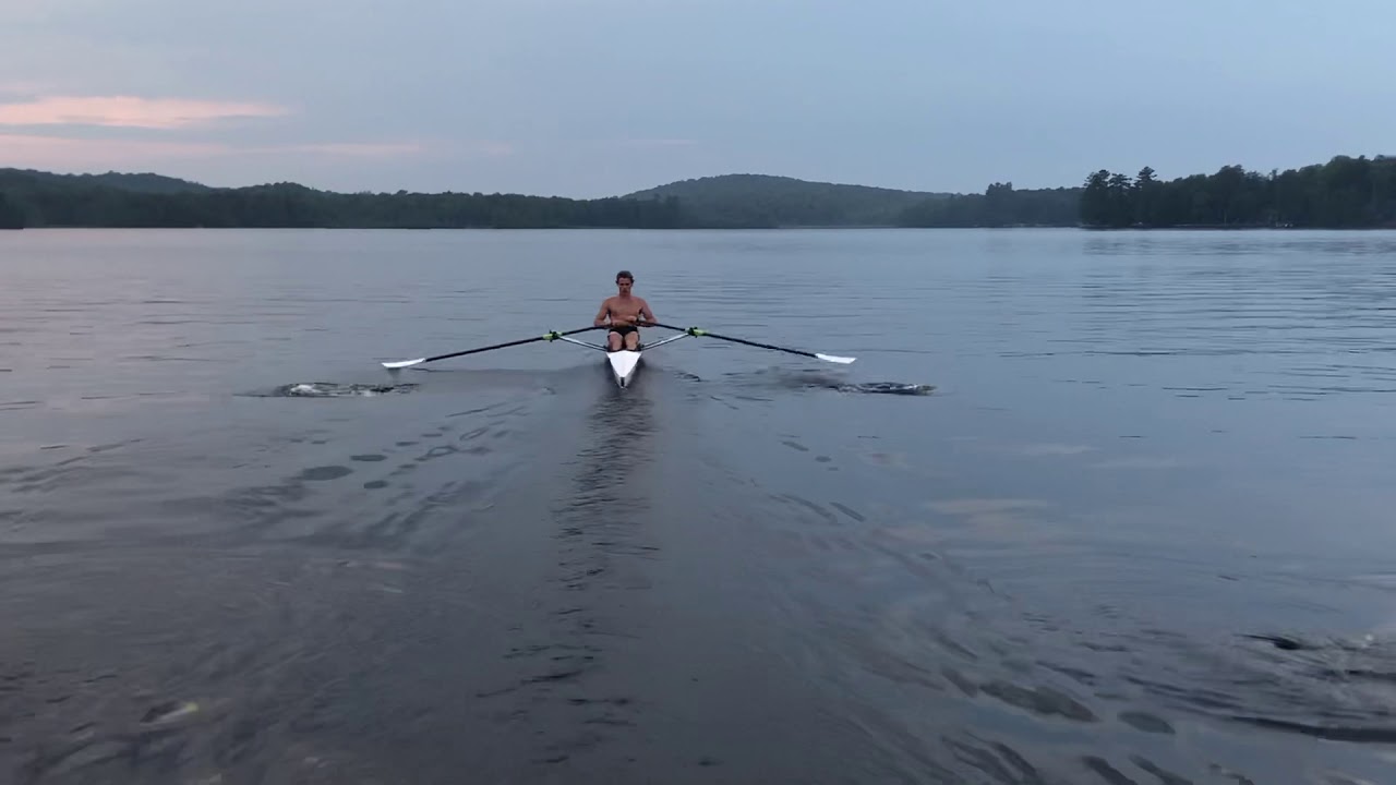 Single rowing - YouTube