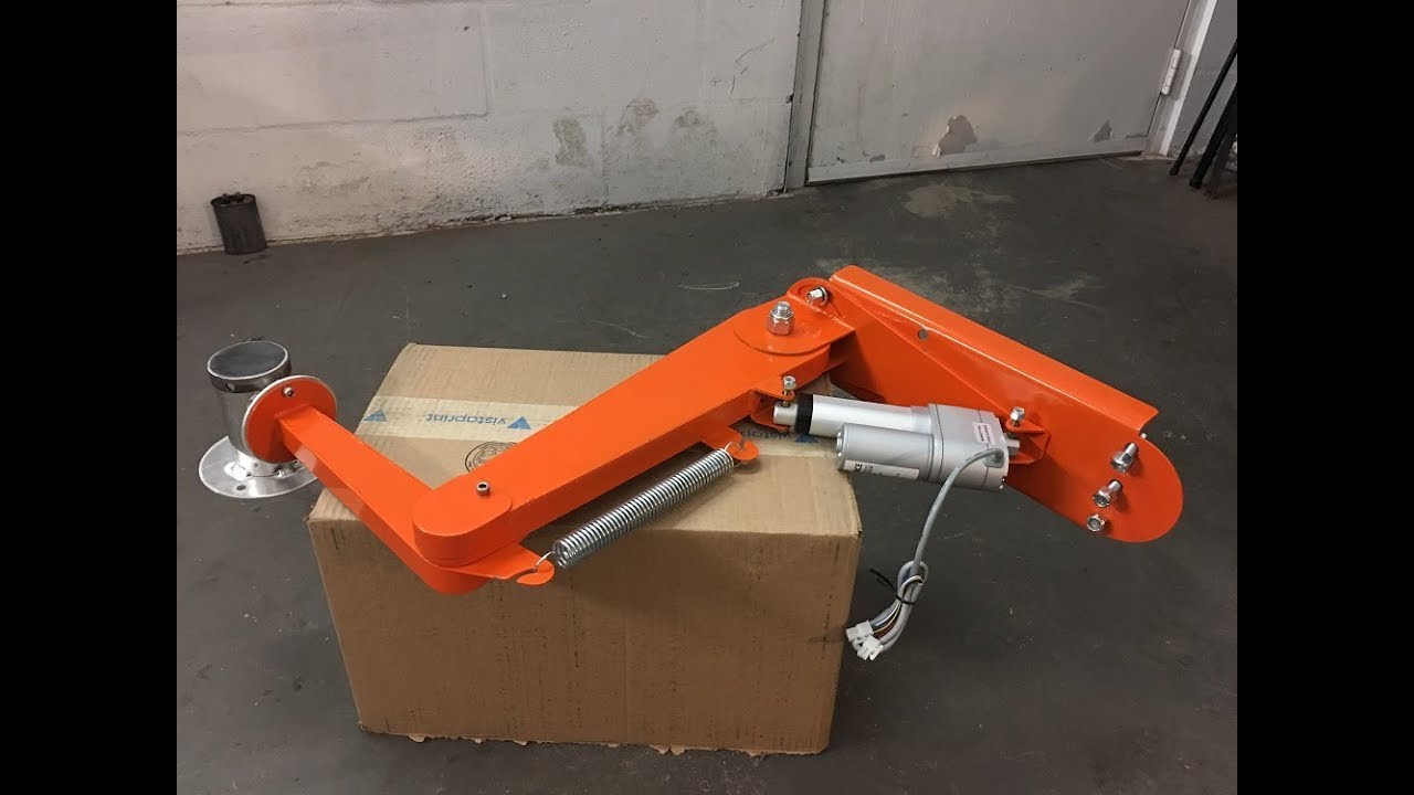 Horizontal Robotic Trimmer Attachment - YouTube