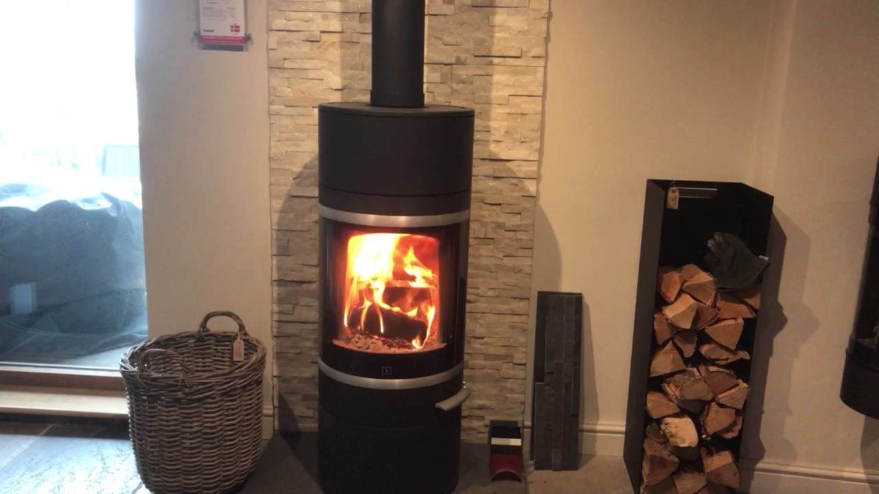 Scan 83 in black with Silver trim burning - YouTube
