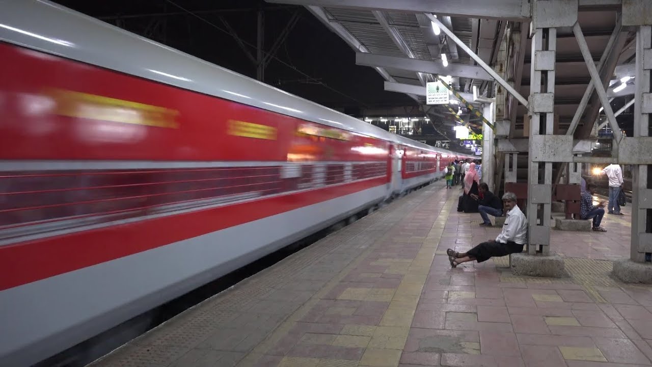 Crack Superfast Avantika Express With 22 Long Upgraded LHB Coaches ...