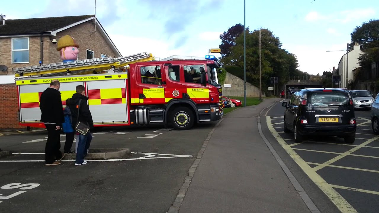 Gloucestershire Fire And Rescue Service. Turnout from Stroud Fire ...