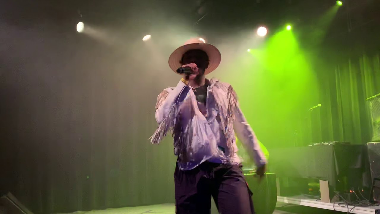 Terry Bright opening for MYA pt. 1 - YouTube