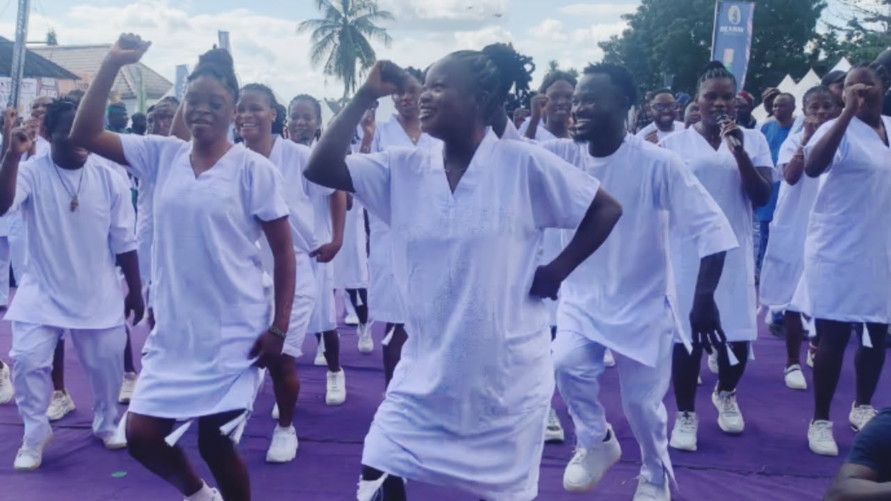 Olojo Festival: See How Ooni of Ife Speaks to Oodua Race Through His ...