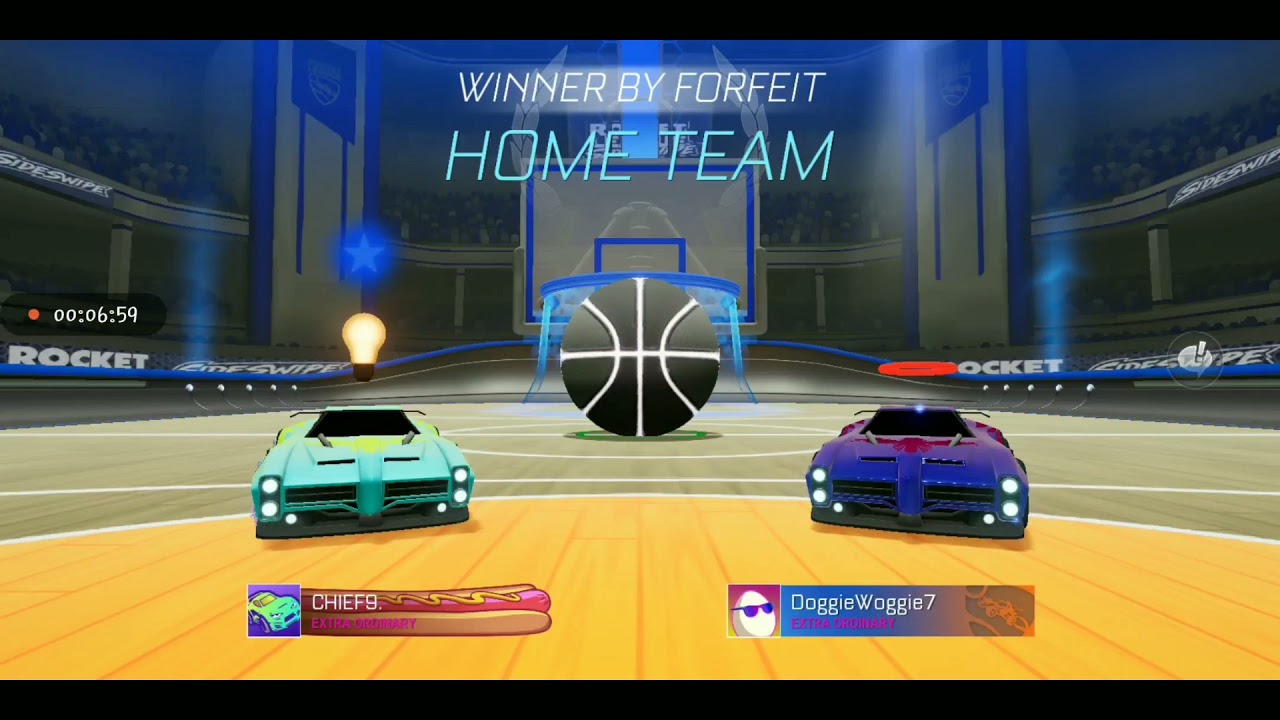 Playing hoops in RL SideSwipe for the first first - YouTube