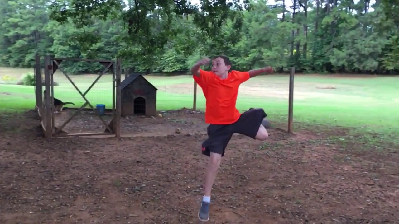 Slo Mo Ninja Star Throw - YouTube