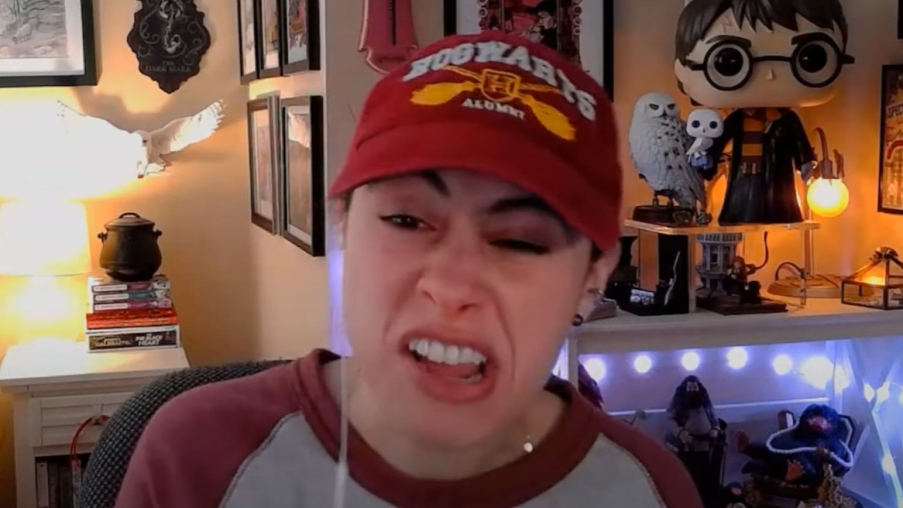 Blabs Learns What a "Hungry Unicorn" is - YouTube