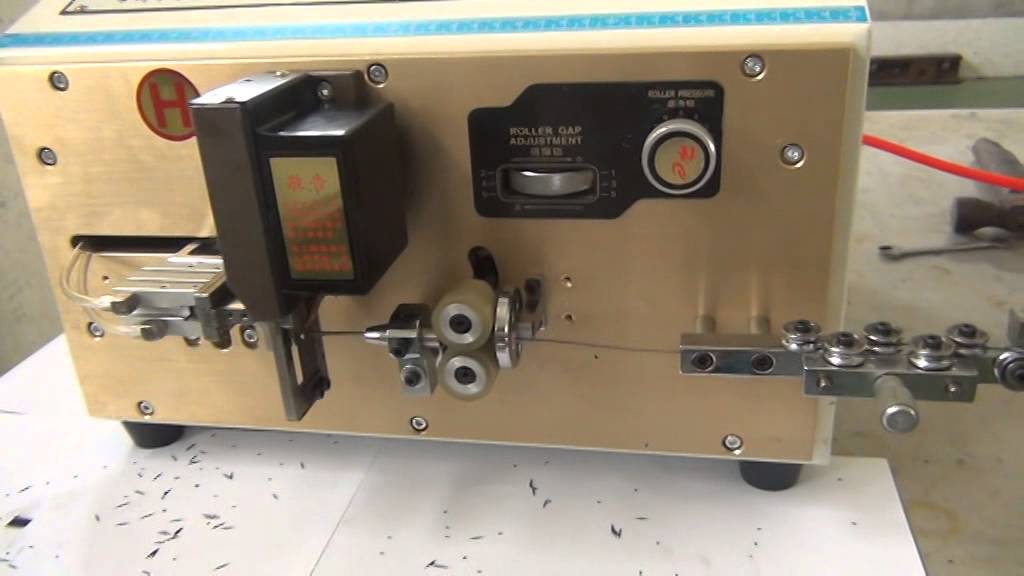 HC 515H automatic wire cutting and stripping machine for short thin ...