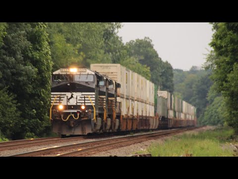 NS 4537 AC44C6M leads NS 23G through south Plainfield,NJ with a Fouled But Nice P5! - YouTube