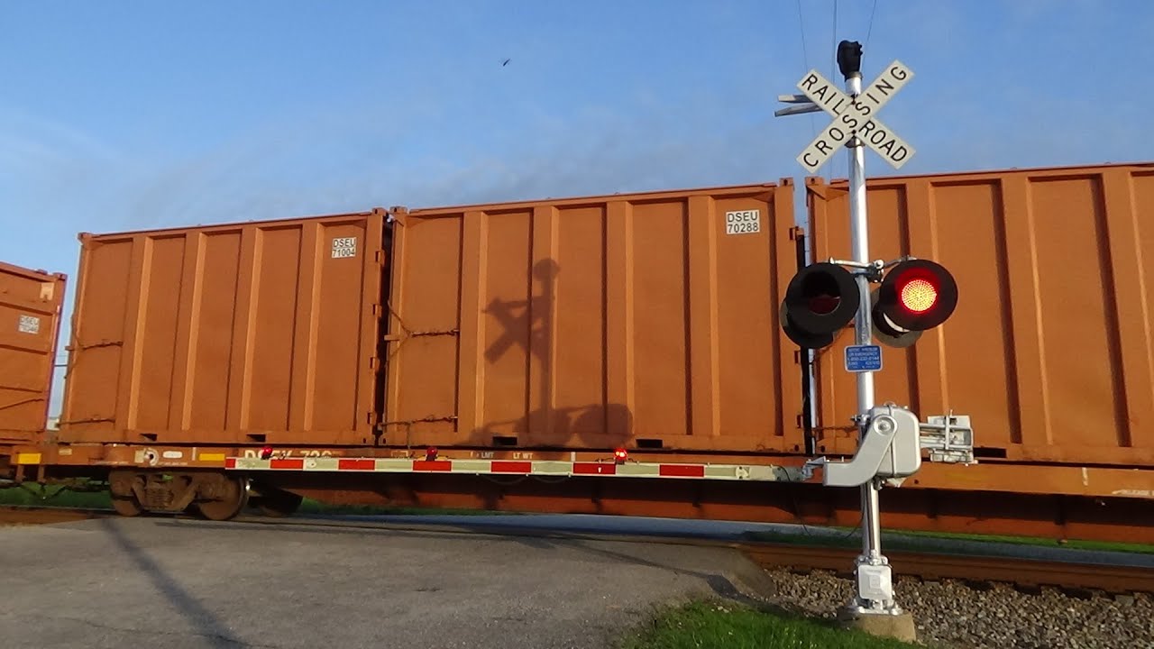 Brocklyn Street Railroad Crossing, Benson, NC - YouTube