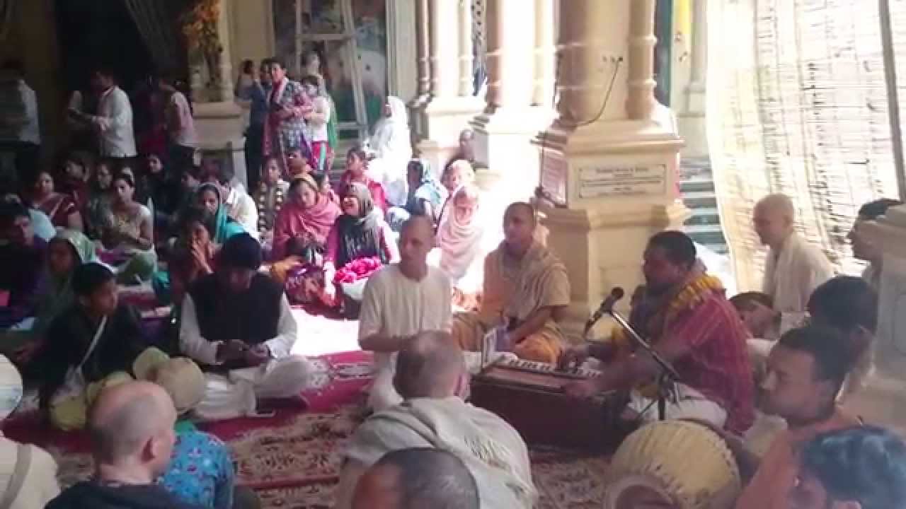 (HD) Hare Rama Hare Krishna - Morning prayer in Iskcon Temple ...