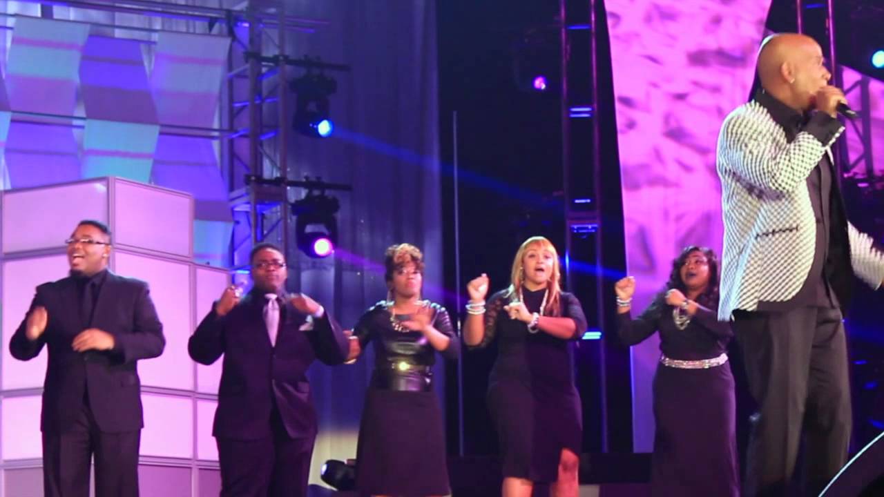 Brent Jones and Atlanta Praise Performing"He Rose" - YouTube