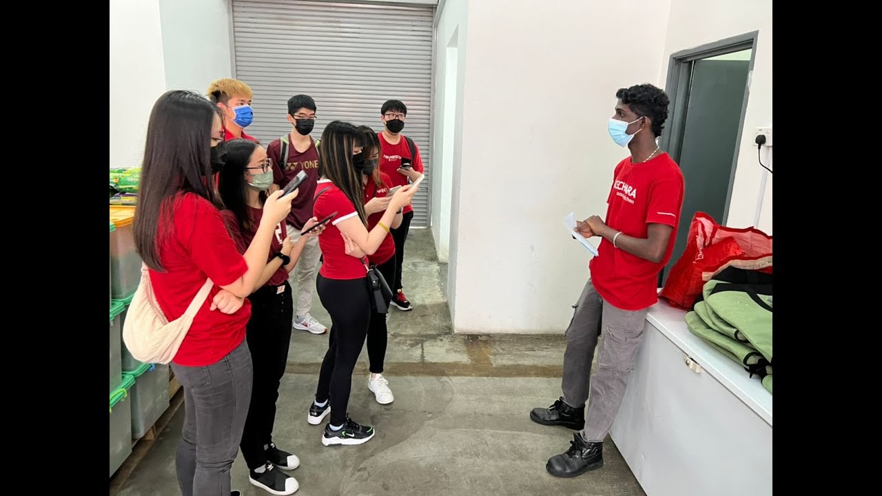 A day with Kechara Soup Kitchen - YouTube