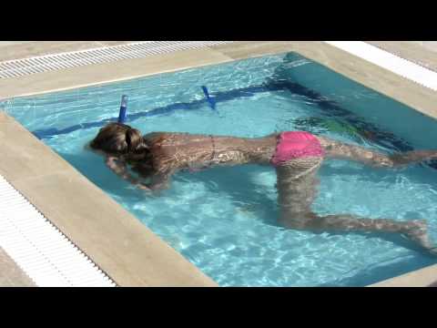 Caitlin Wonderwall Underwater in Turkey