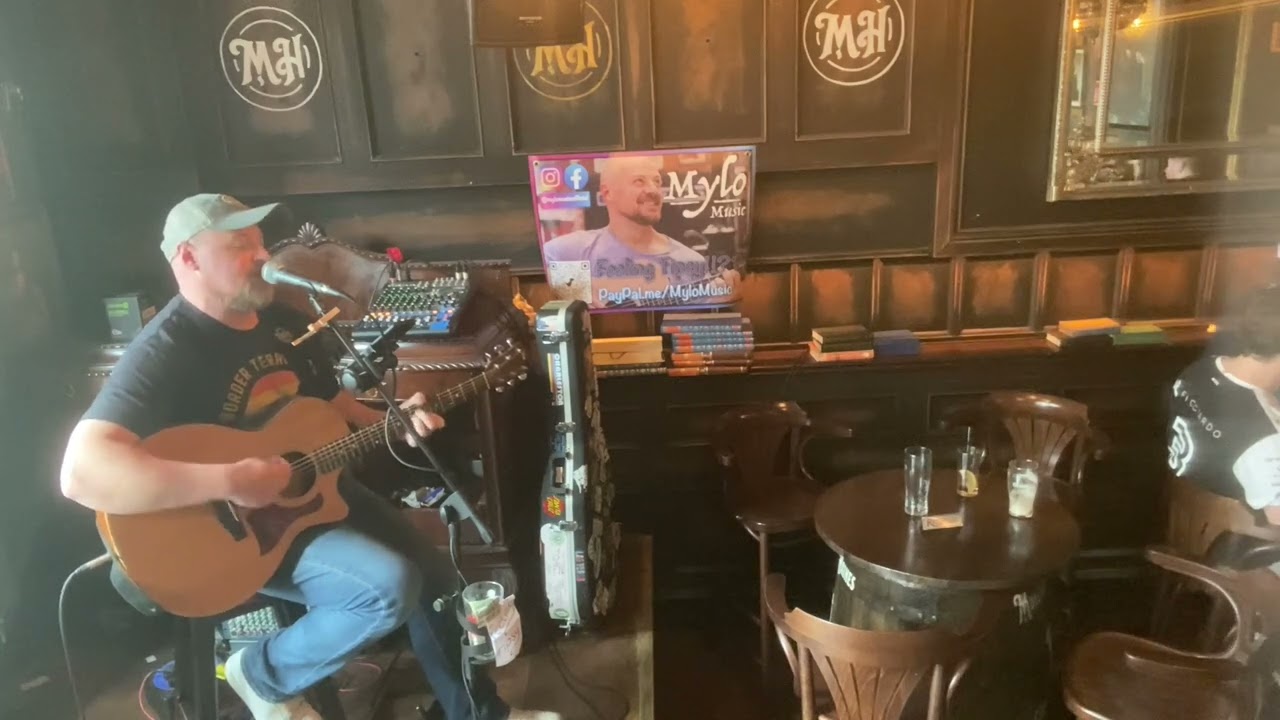 Streets of New York (acoustic cover) - Mylo Music - YouTube