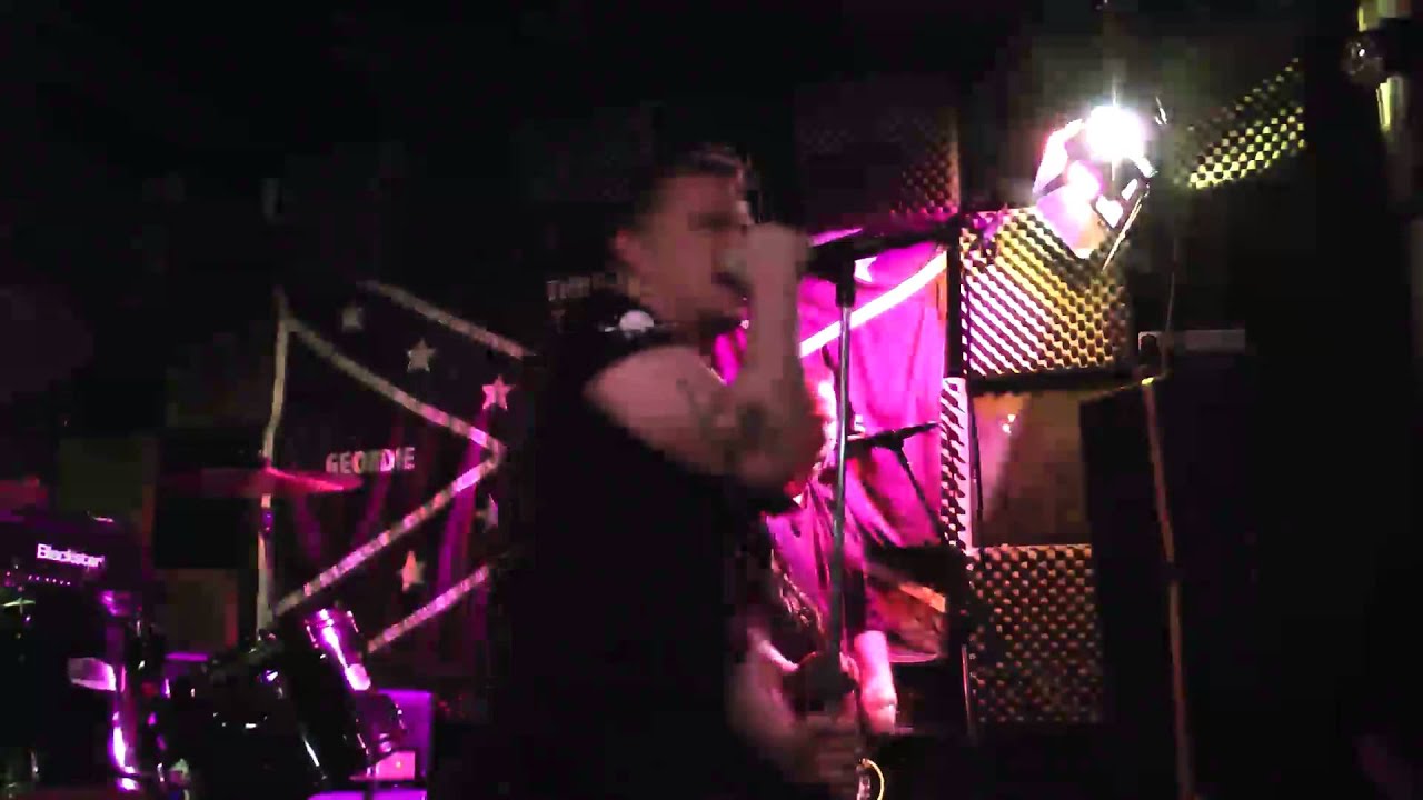 TOXIC - Three Tuns, Gateshead 24.11.2013. - YouTube
