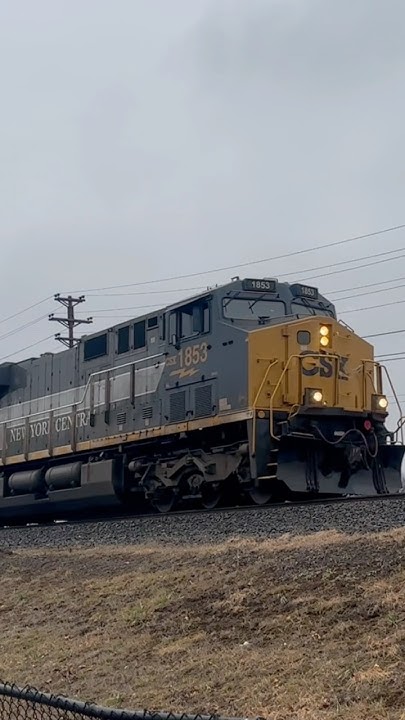 CSX 1853 New York Central leads I032 through Townley - YouTube