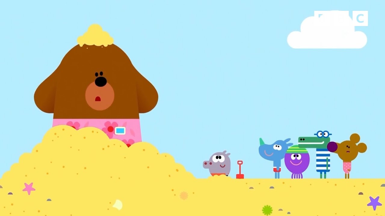 Trip to the Beach! ☀️ | Hey Duggee - YouTube