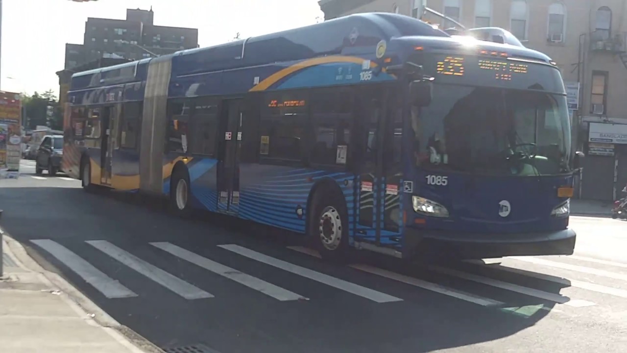 EXCLUSIVE: B35 bus Fanning including XN40's and XN60's - YouTube