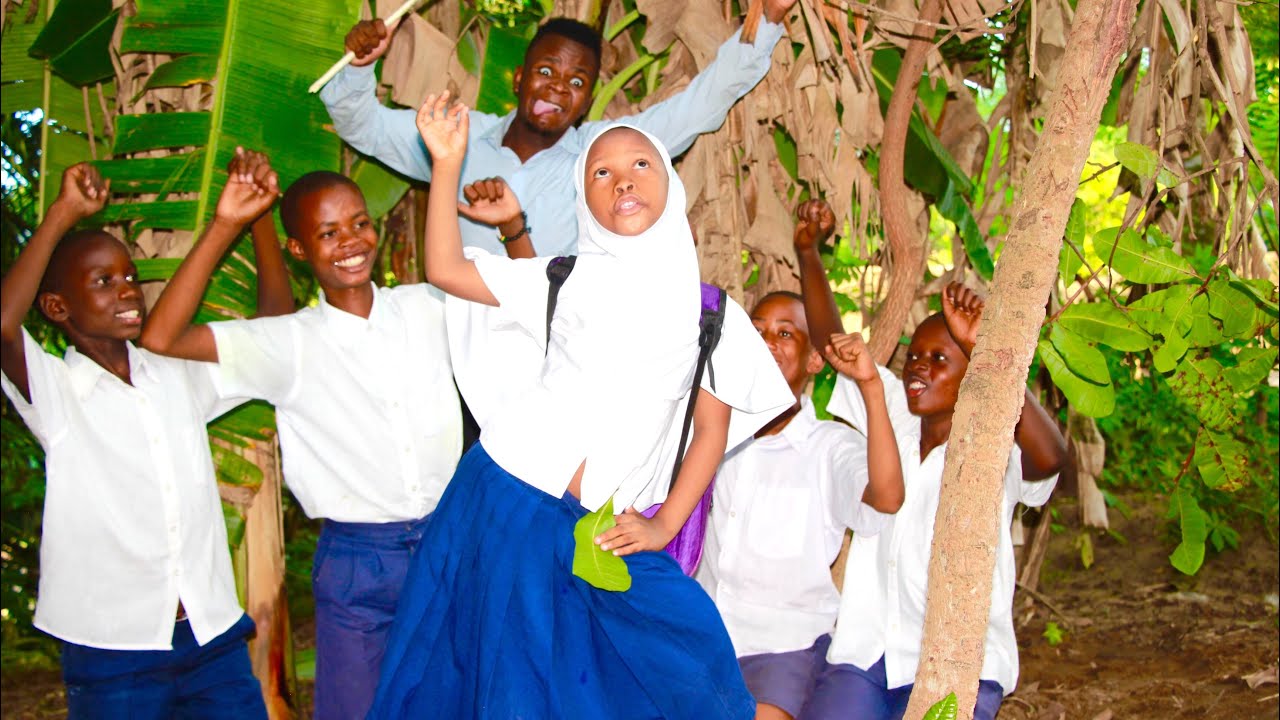 MWANAFUNZI AKATA VIUNO PORINI/ MWALIMU ACHANGANYIKIWA ...