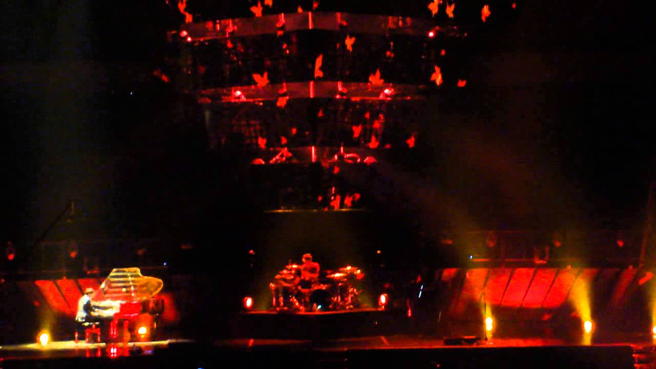 Muse - Falling Down Live @ Palacio de los Deportes, 20-10-12 - YouTube