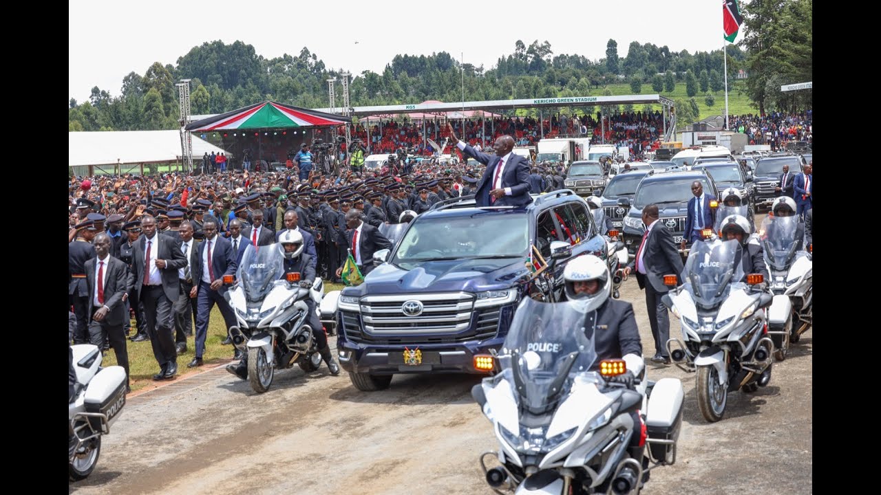 PRESIDENT RUTO TODAY SECURITY CONVOY FROM STATEHOUSE - YouTube