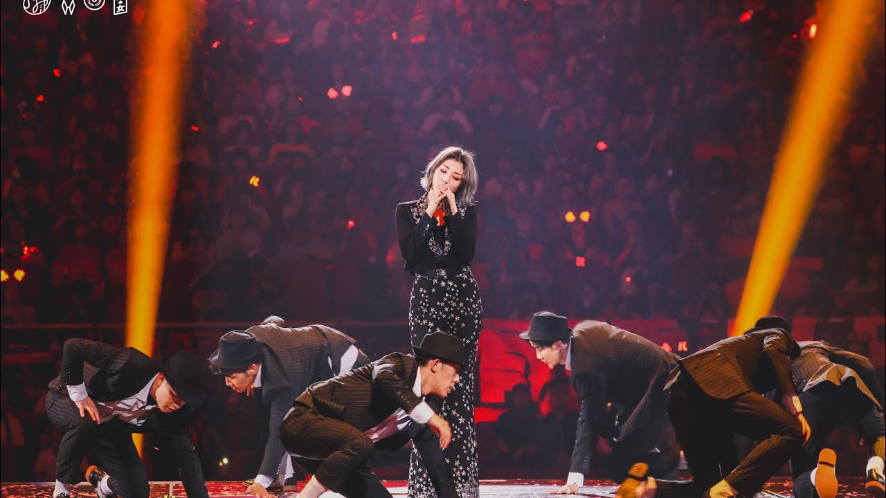 火箭少女101 Yamy solo 原創歌曲-Call me _廣州飛行演唱會 - YouTube