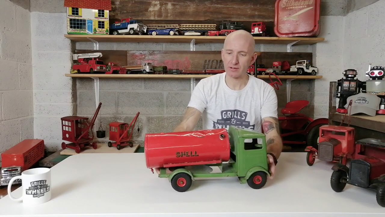 Triang Shell Tanker 200 Series - YouTube